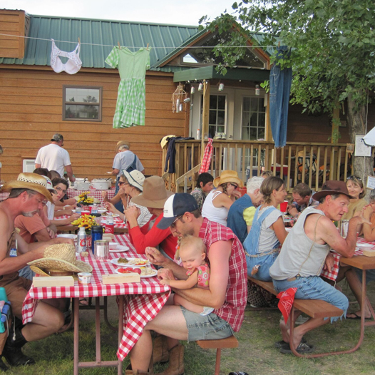 Western Theme Family Reunion Ideas western-theme-family-reunion-ideas